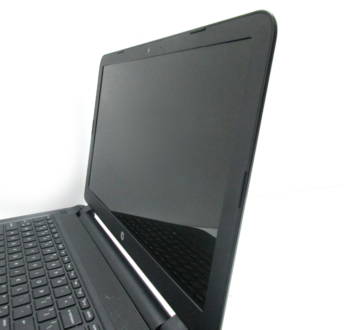 HP Laptop 15-f003dx