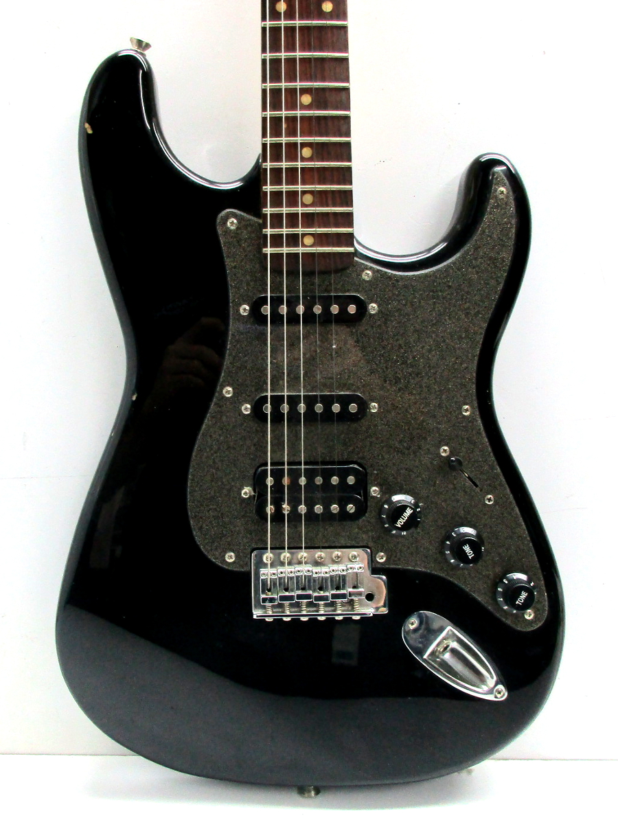 Fender Guitar - Electric Squire Strat
