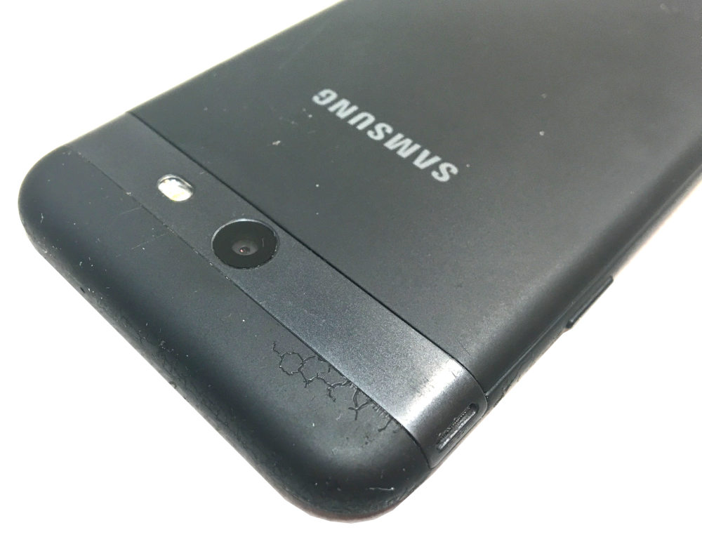 Samsung Cell phone SM-J327T1