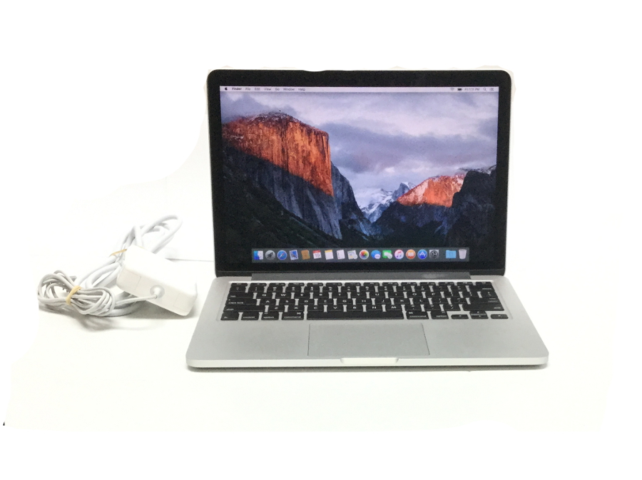 Apple Laptop MF839LL/A*