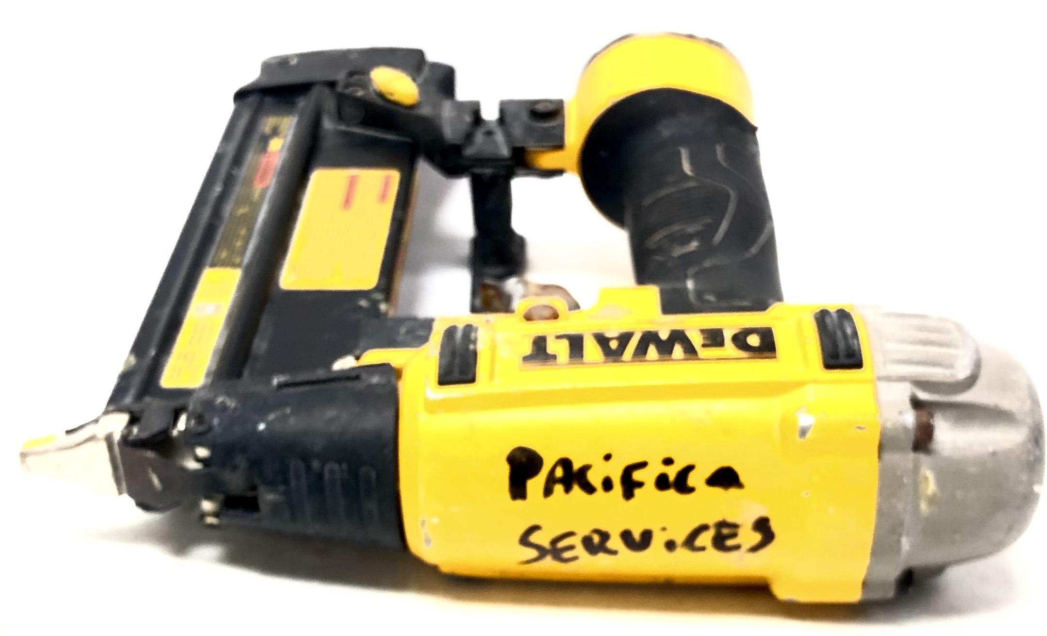 Dewalt Air tool DWFP12233