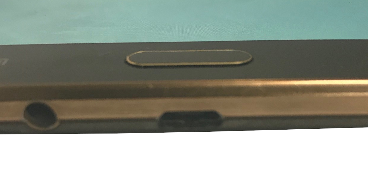Samsung Tablet SM-T700
