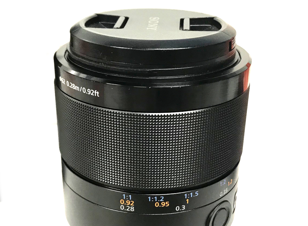 Sony Lens SEL90M28G
