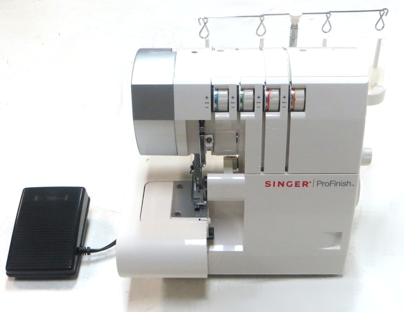 Singer Sewing machine 14CG754 Profinish
