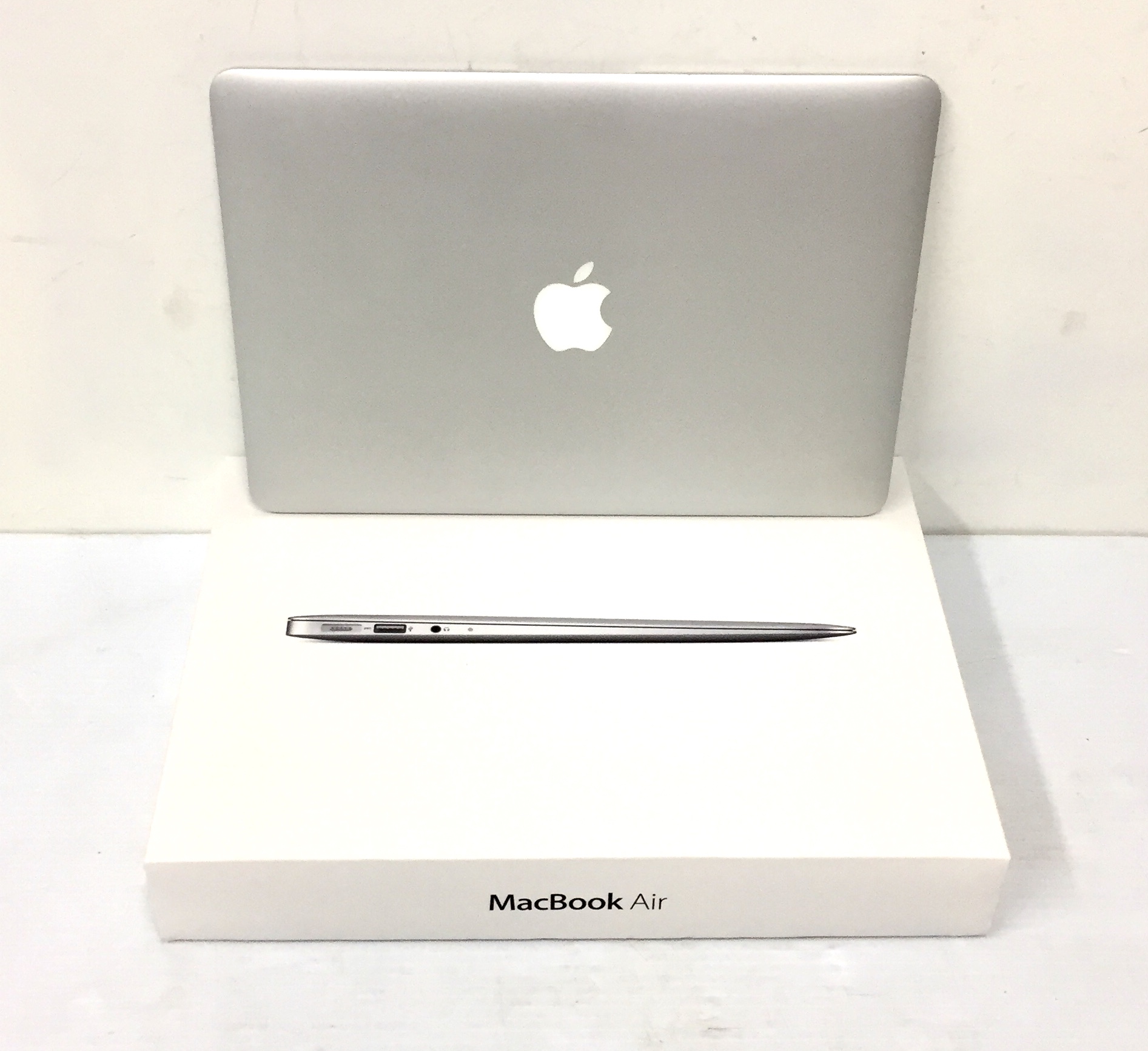 Apple Laptop With 10 Key - truebfil