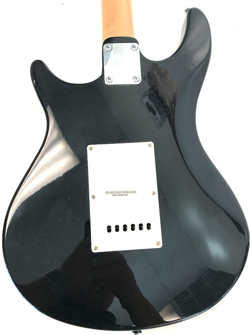 Behringer Guitar - Acoustic electric Black/White